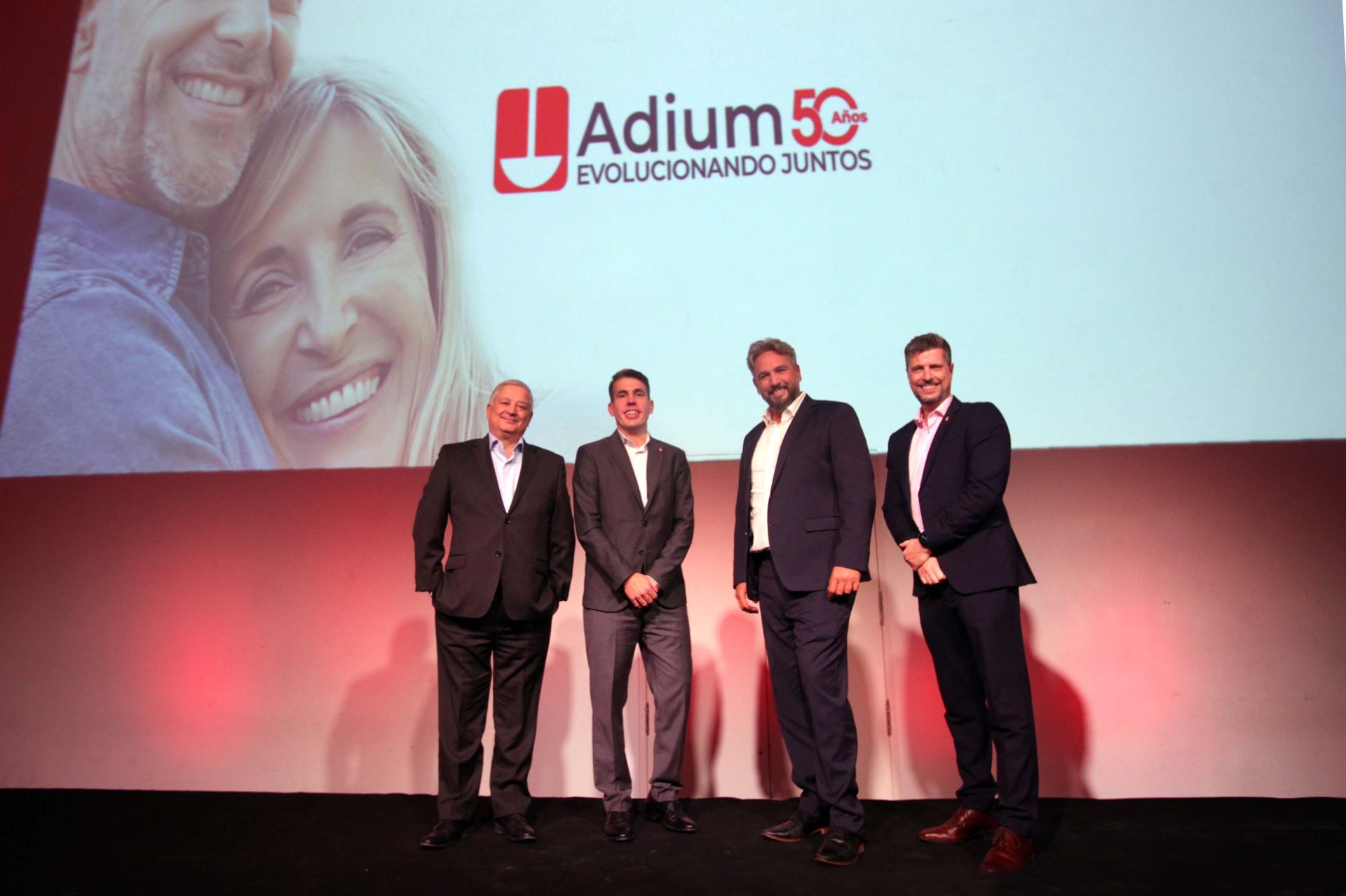Adium con mega evento en el Faena Art - Pharmabiz.NET
